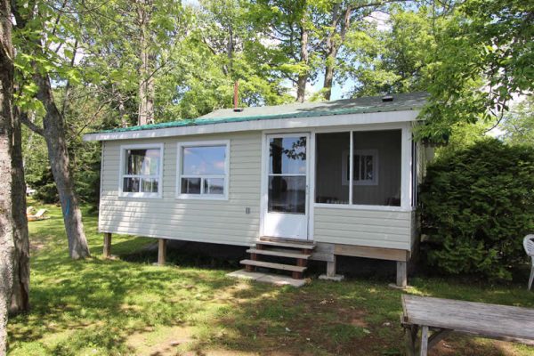 THE LAKEVIEW – Shady Point Resort