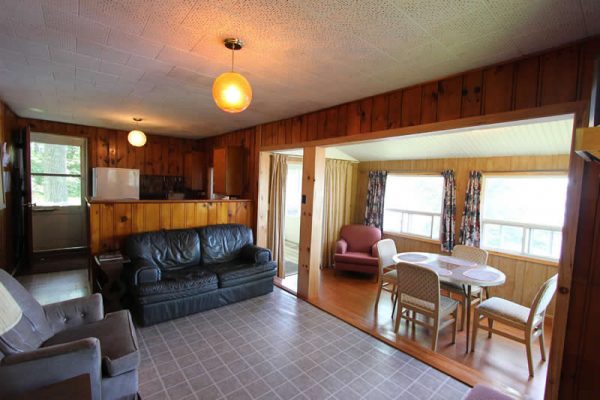 THE LAKEVIEW – Shady Point Resort